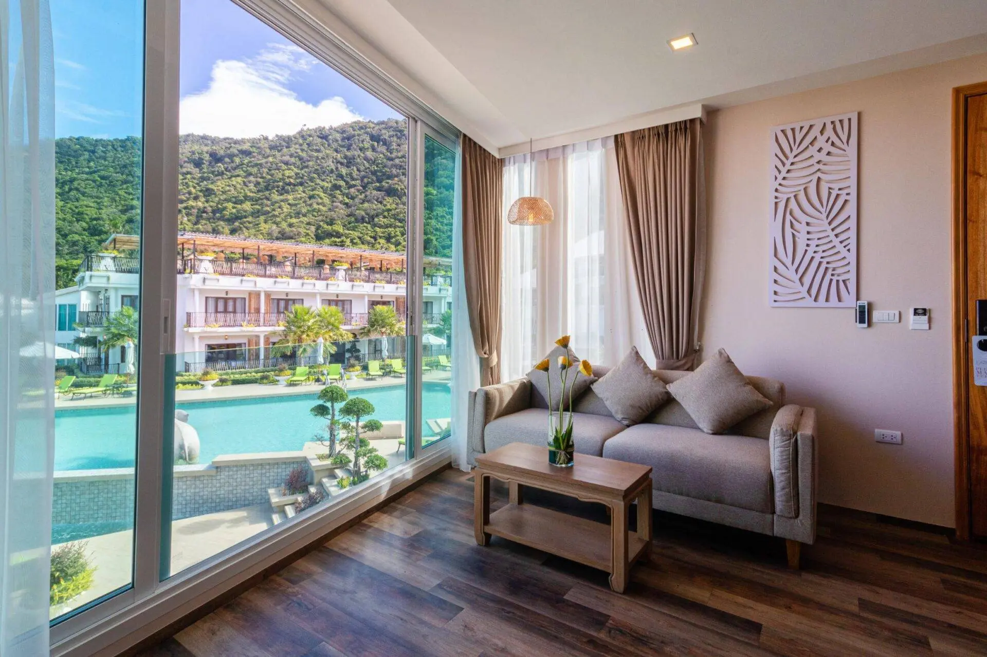 Deluxe Villa Available at Vannee Golden Sands