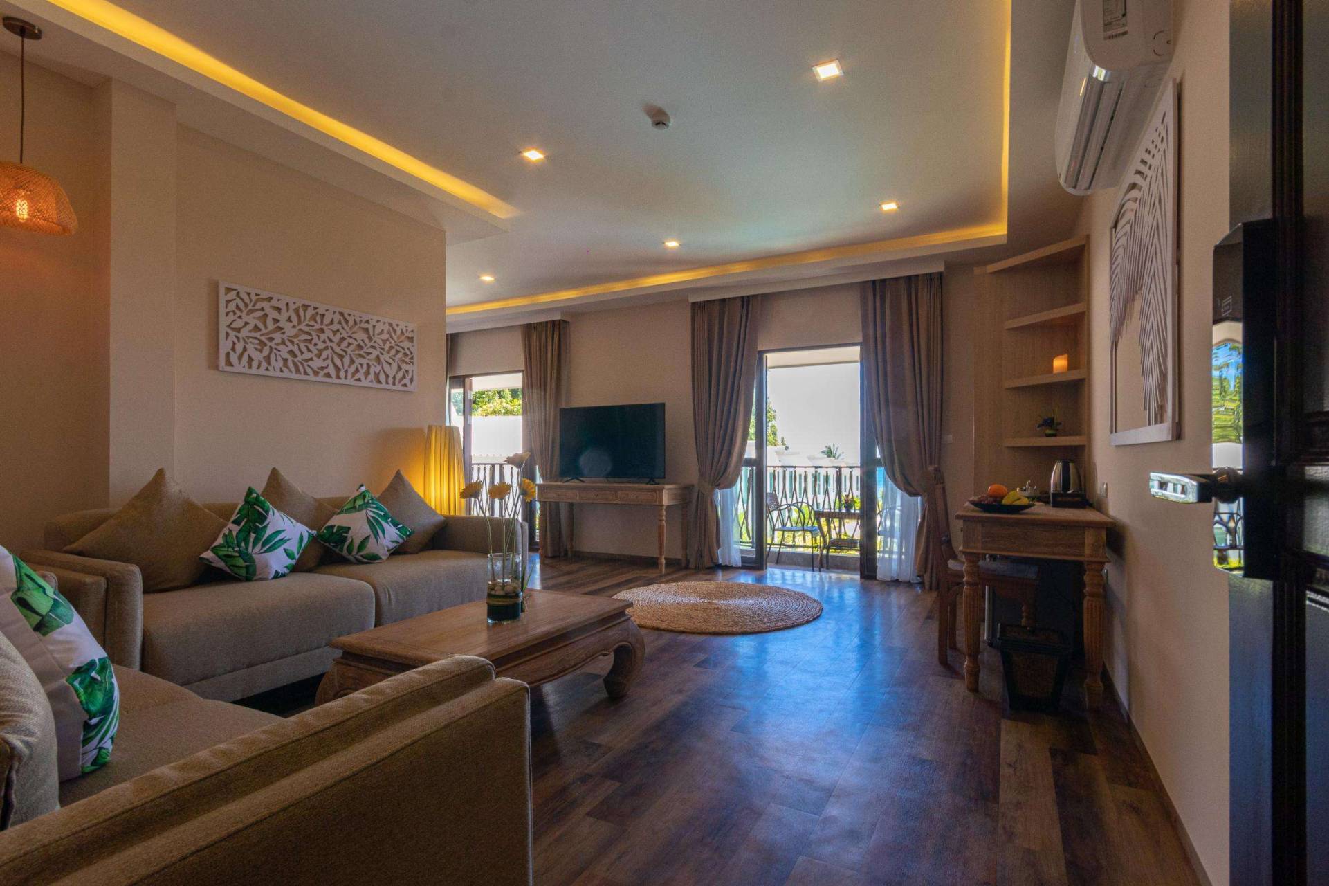 Suite with Seaview at Vannee Golden Sands
